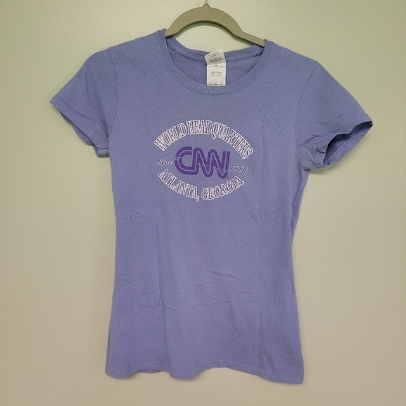 Gildan | Tops | Cnn World Headquarters Womens Tee | Poshmark